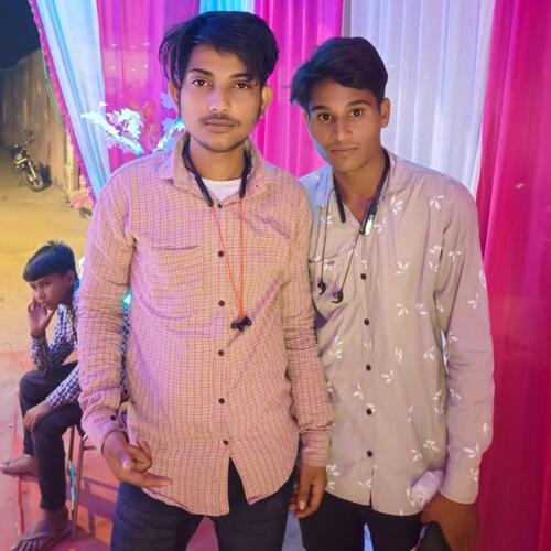 Din Me 10 Bar Photo Dekhu Songs Download - Free Online Songs @ JioSaavn