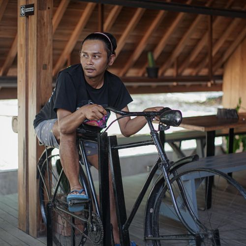 Kanyut Kasurupan - Song Download from Kanyut Kasurupan @ JioSaavn