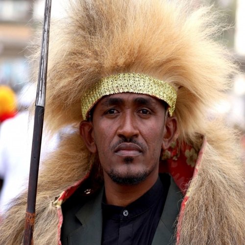 Tokkummaa Lyrics - Sanyii Mootii - Only on JioSaavn